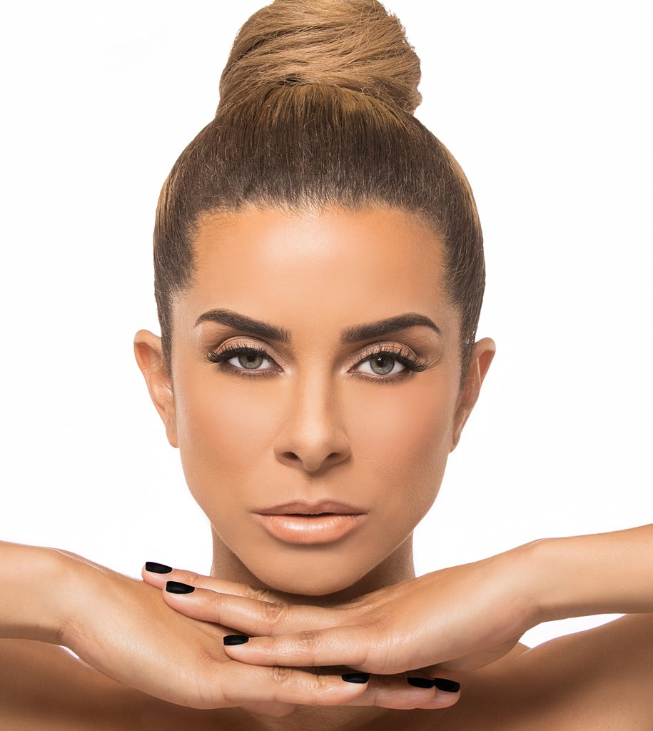 Beauty Muse - Robyn Dixon - fashionandstylepolice fashionandstylepolice